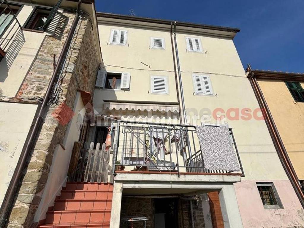 Vendita Terratetto unifamiliare in via Fratelli Cervi Montale. Buono ...