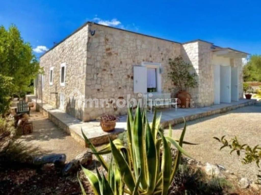 Vendita Villa unifamiliare in Boccadoro San C. Ostuni. Buono stato, riscaldamento autonomo, 150 ...