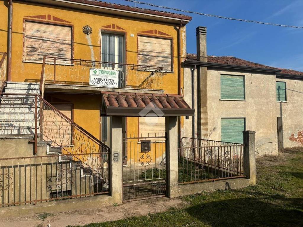 Vendita Rustico in via Gorzon sinistro inferiore Stanghella. Da ...