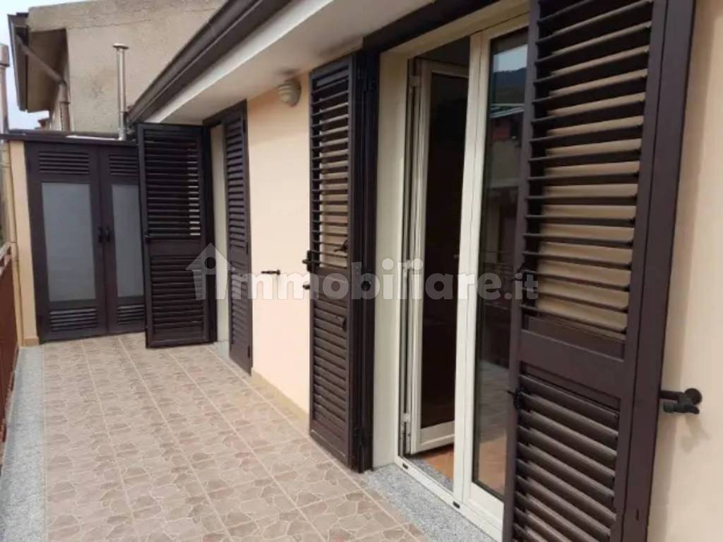 Vendita Appartamento Gioiosa Marea. Trilocale in via colombo. Primo ...