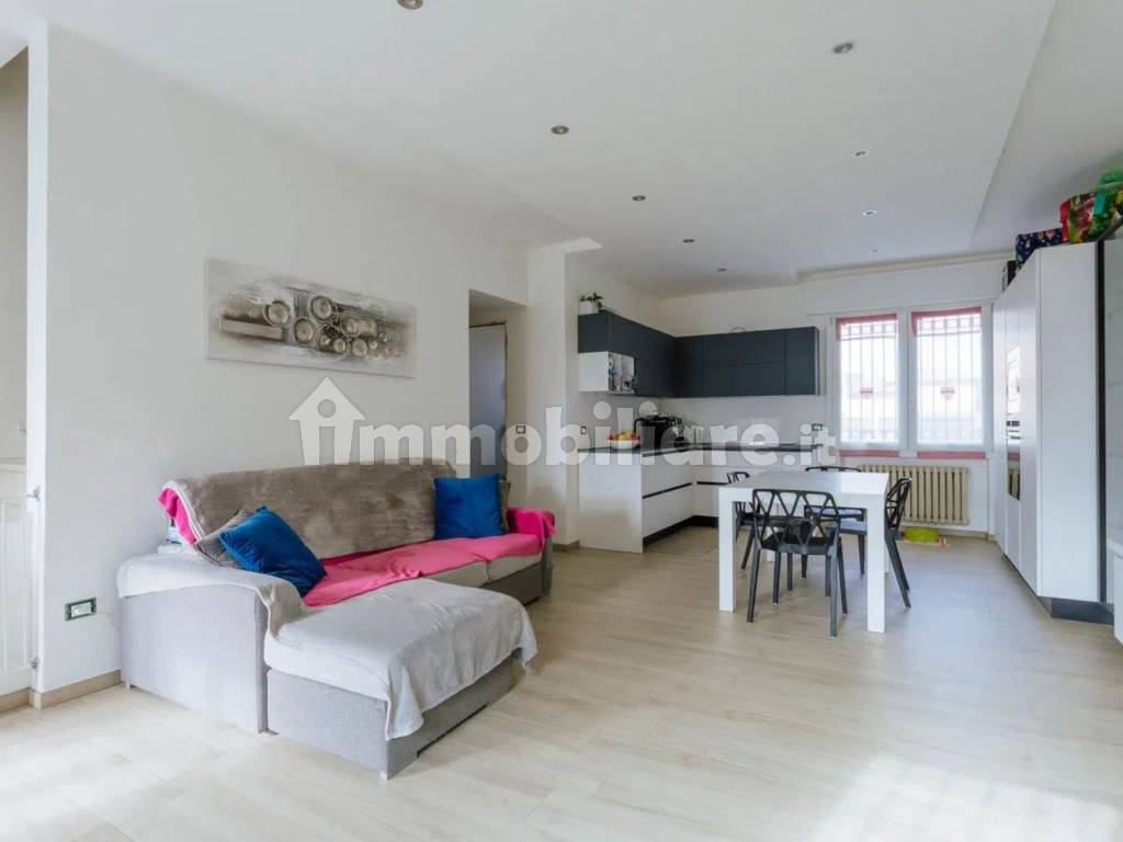 Vendita Villa unifamiliare in via Beolo I, 3 Arre. Buono stato, posto ...