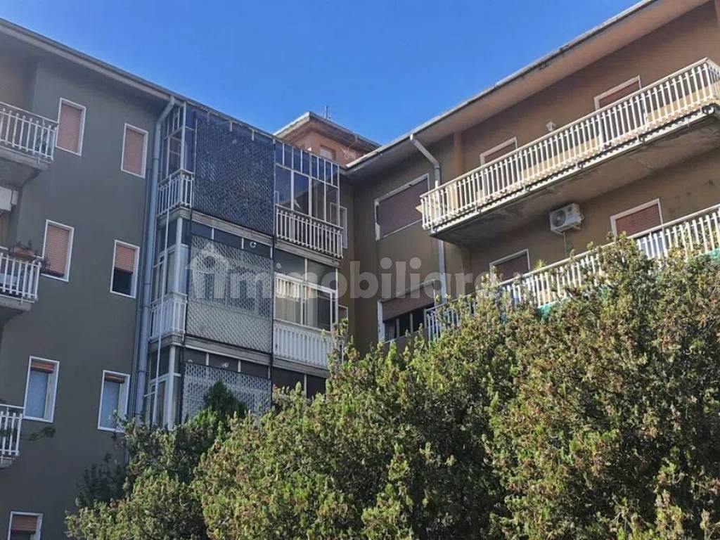 Vendita Appartamento in quartiere Trappeto. Catania. Buono stato ...
