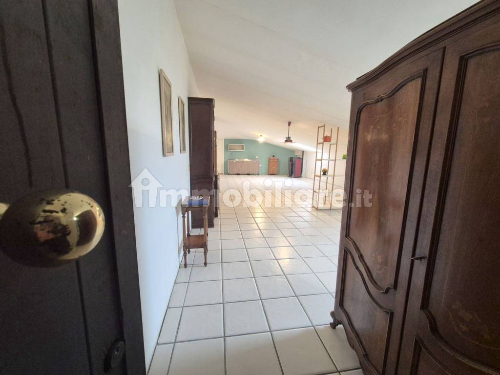 Vendita Appartamento Rondissone. Bilocale in via Carpi 2. Buono stato ...