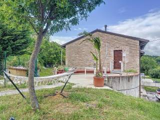 Case in vendita in provincia di Pesaro Urbino - Immobiliare.it