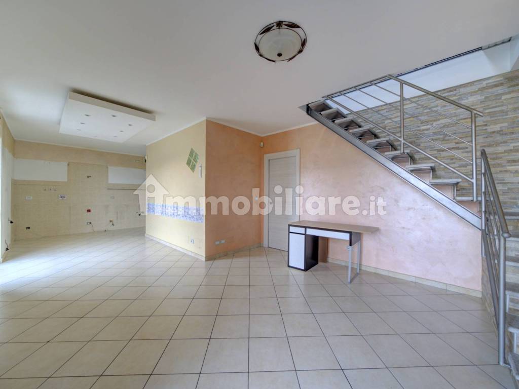 Vendita Appartamento Torino. Quadrilocale in Strada Comunale del ...