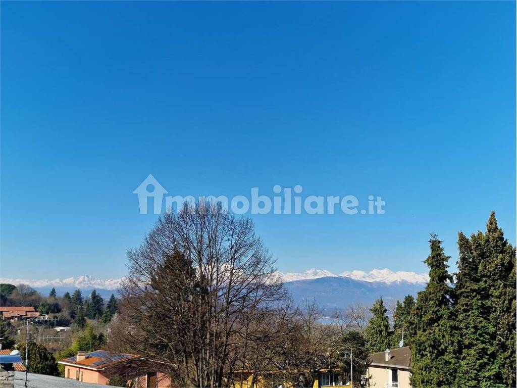 Vendita Villa unifamiliare in via Gradisca Buguggiate. Ottimo stato ...