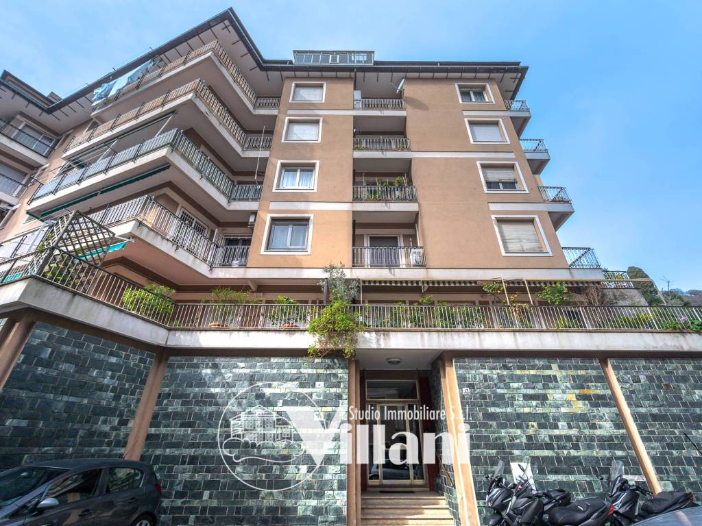 Vendita Attico in via Mario Romagnoli Genova. Buono stato, con balcone ...