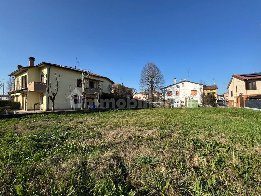 Terreno edificabile via dei Bersaglieri, San Felice sul Panaro, rif ...