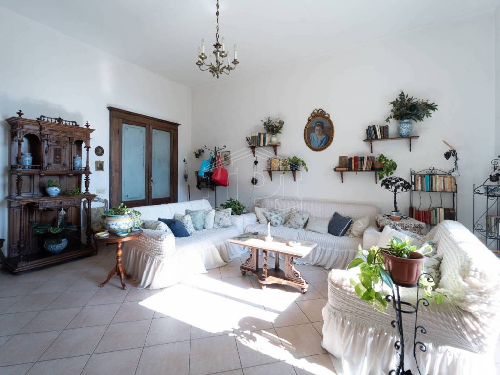 Vendita Appartamento Napoli. Quadrilocale in viale Villa Santa Maria 33 ...