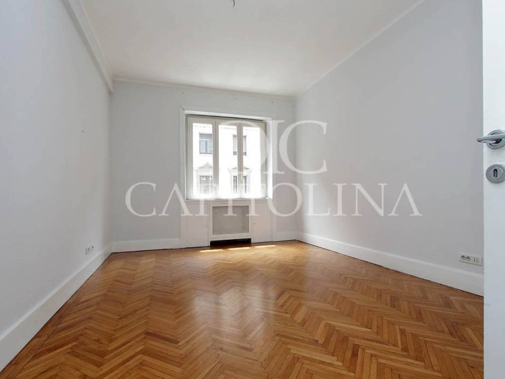 Ufficio - Studio via Barberini, Roma, Rif. 116871433 - Immobiliare.it