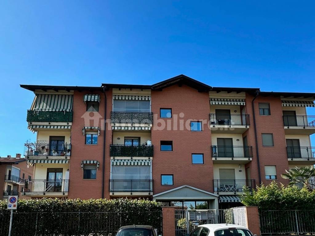 Vendita Appartamento Carmagnola. Quadrilocale in viale Eloisia ...