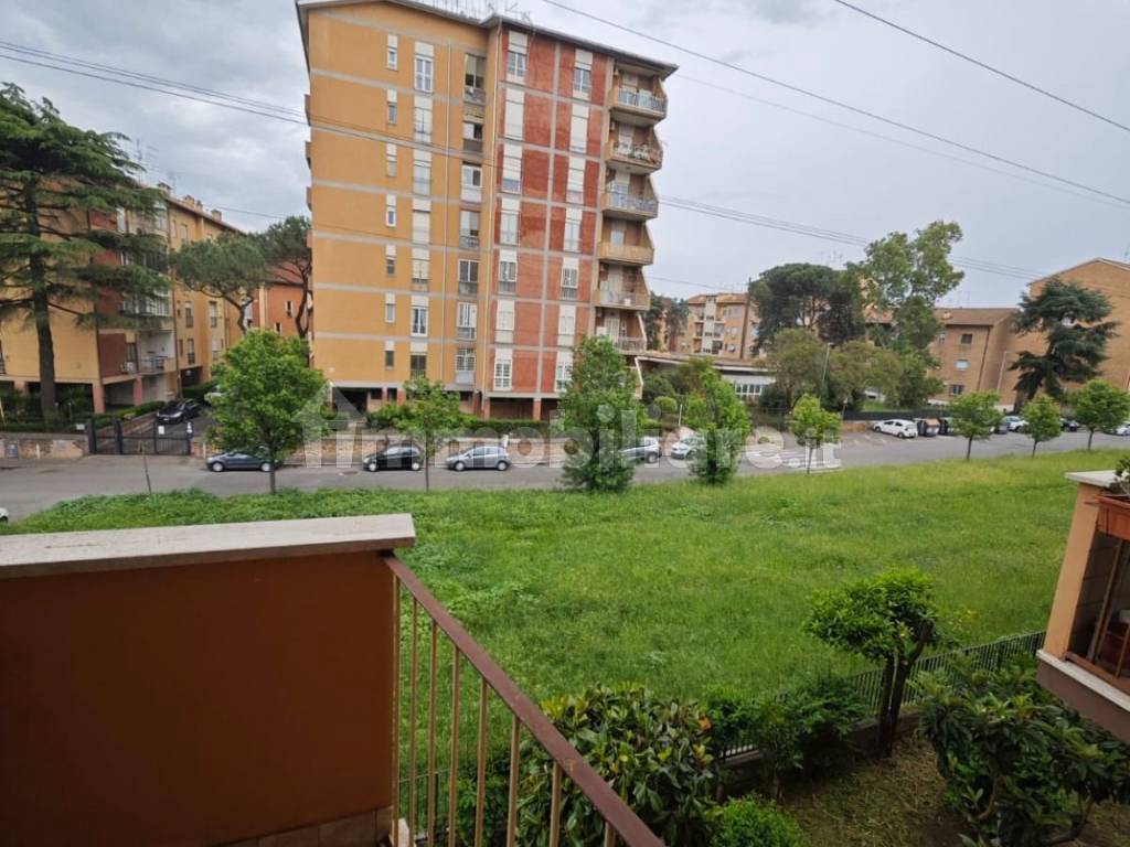 Vendita Appartamento Roma. Quadrilocale in via Giuseppe Berneri 2 ...