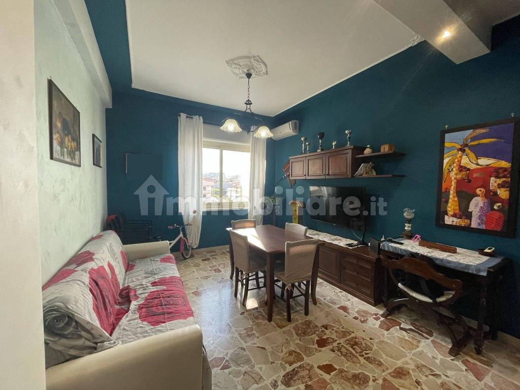Vendita Appartamento Catania. Trilocale in via Leonardo Grassi. Ottimo ...