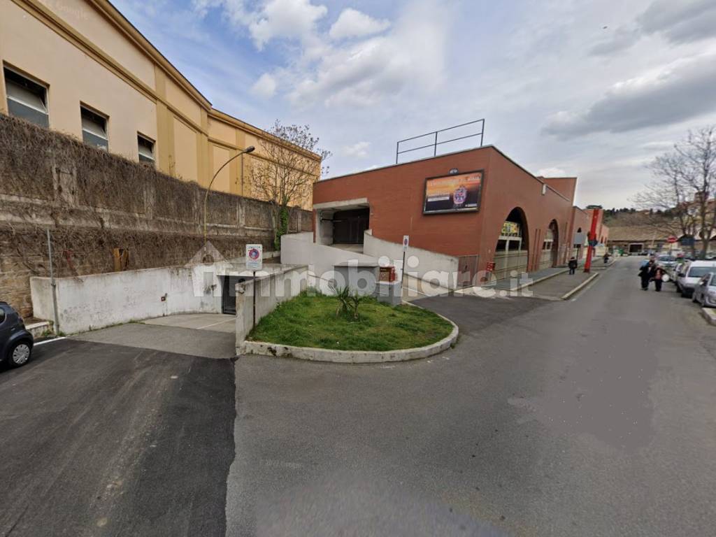 Garage - Box via Michele Carcani, Roma, Rif. 118419433 - Immobiliare.it