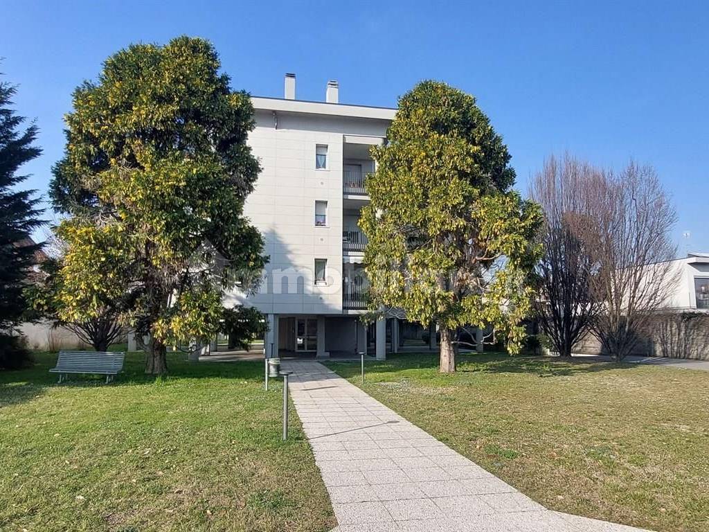 Vendita Appartamento Monza. Trilocale in via della Fortuna 6b. Ottimo ...