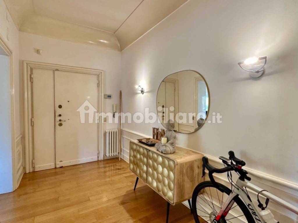 Vendita Appartamento in via Cortina D'Ampezzo 135. Roma. Ottimo stato ...