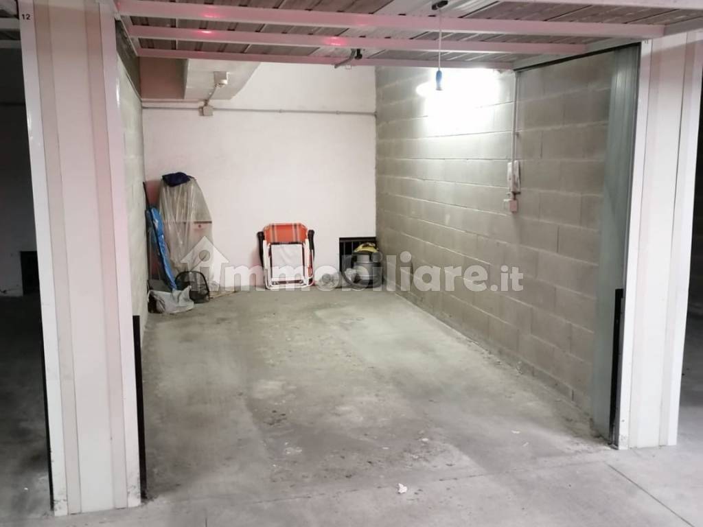 Garage - Box via Francesco Selmi, Modena, Rif. 119113317 - Immobiliare.it