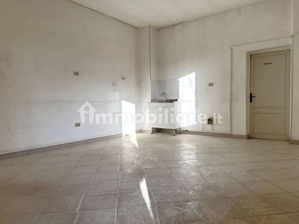 Vendita Appartamento San Miniato. Trilocale, Da ristrutturare, primo ...