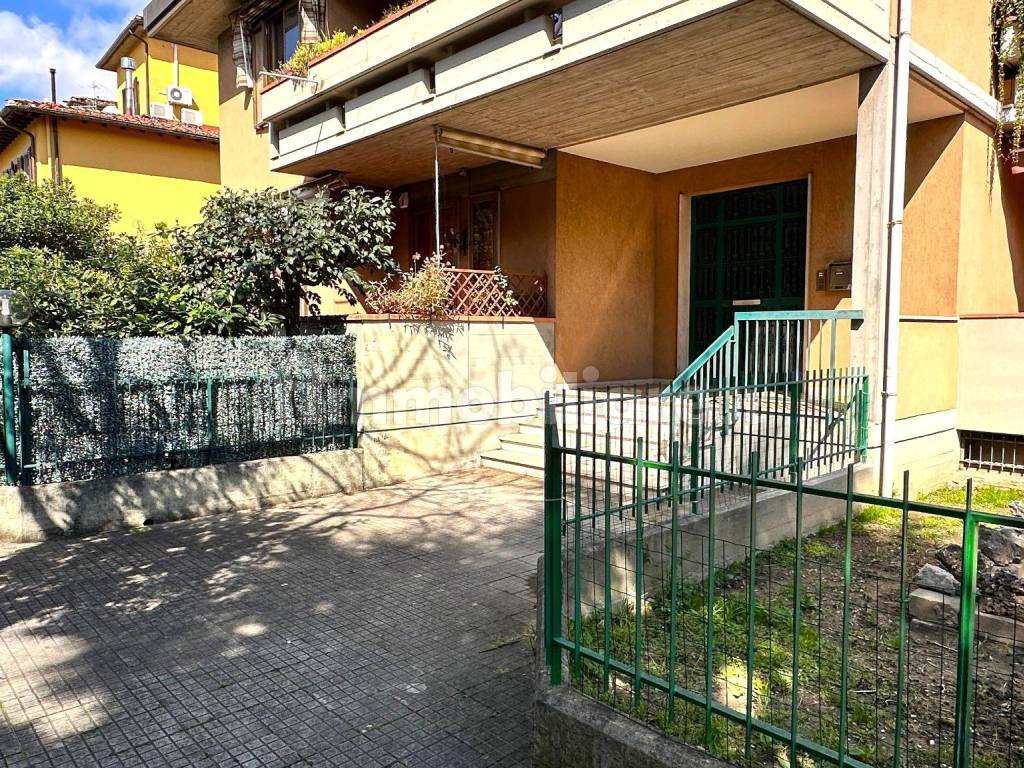 Vendita Appartamento Calenzano. Quadrilocale in via Pietro Aretino 1 ...