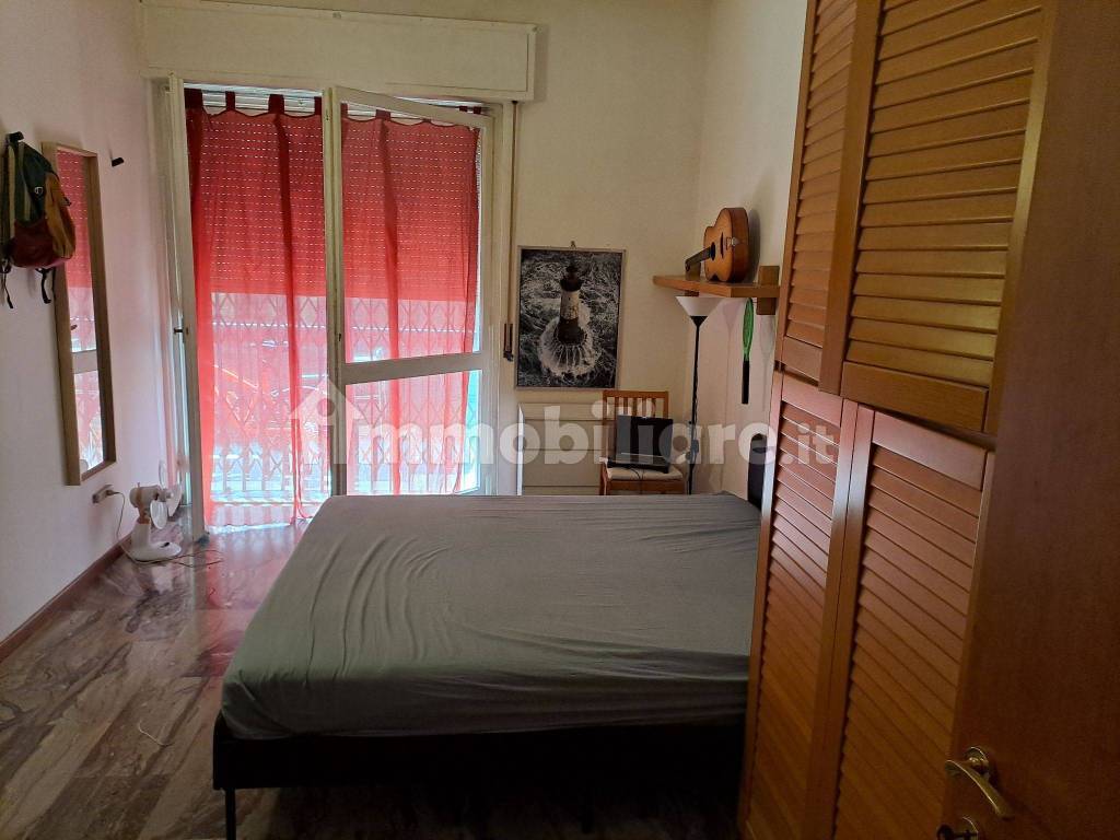 Stanza singola in affitto, affittasi camera singola via Taranto 2 Tre ...