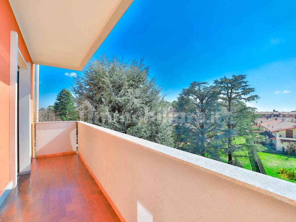 Vendita Appartamento Roncello. Trilocale in via Don Giuseppe Locatelli ...