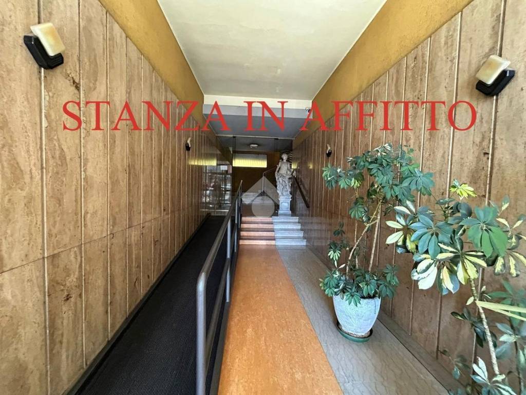 Affitto Appartamento Roma. Monolocale in Stanza via Marco Valerio Corvo ...