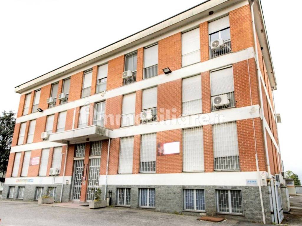 Palazzo - Edificio via Marie Curie 6, Novara, Rif. 119275501 ...