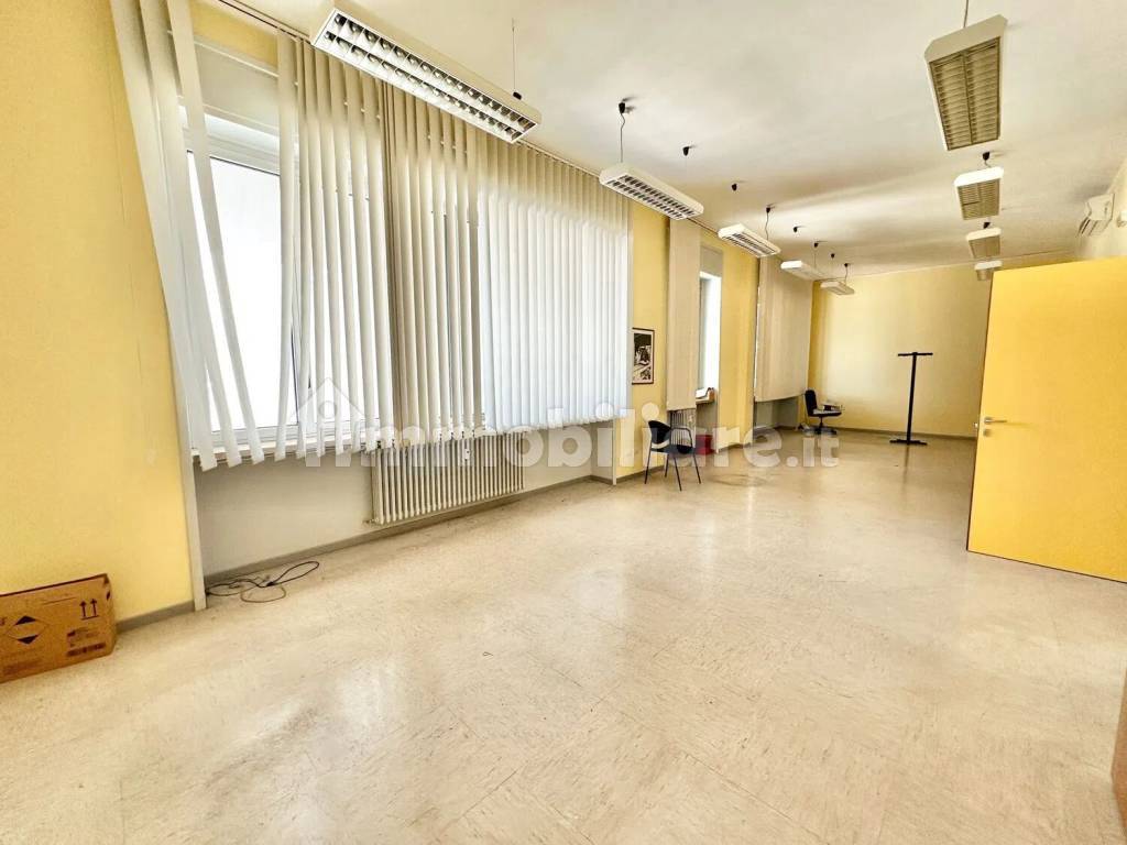 Ufficio - Studio corso Giuseppe Mazzini, 20, Campobasso, Rif. 119286751 - Immobiliare.it