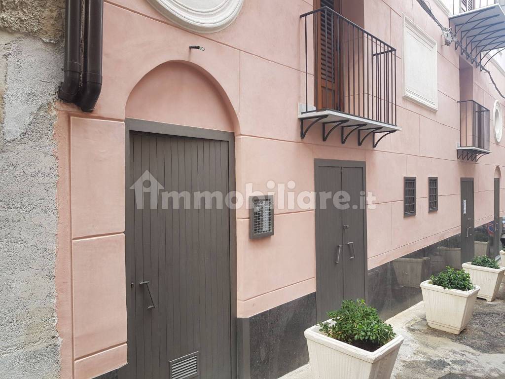 Vendita Appartamento Palermo. Trilocale in via della Rosa alla Gioiamia ...