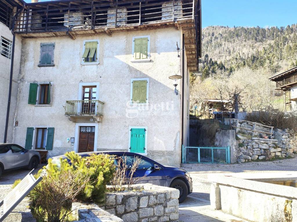 Vendita Terratetto plurifamiliare in Località Larido, 48 Bleggio ...