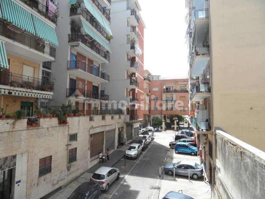 Affitto Appartamento Napoli. Monolocale in via cilea 137. Buono stato ...