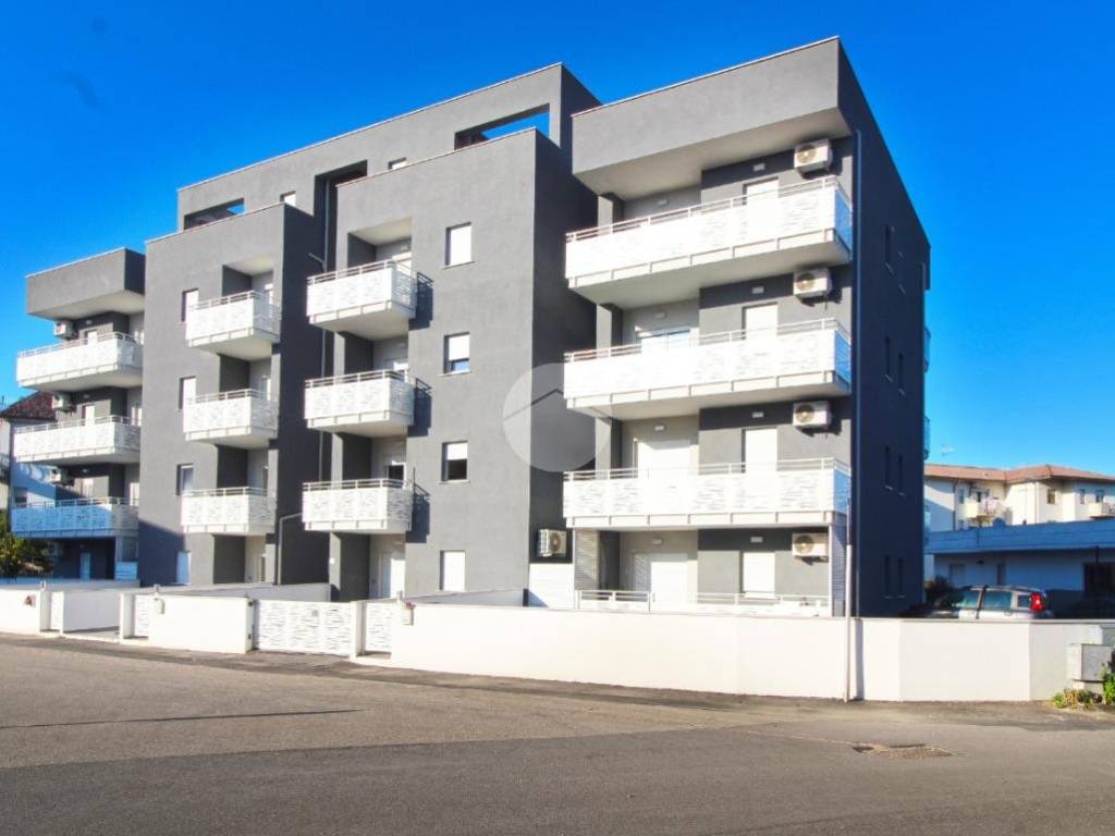 Vendita Appartamento Alba Adriatica. Trilocale in via Bafile 72. Nuovo ...