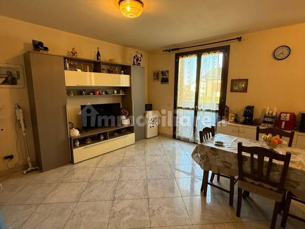 Vendita Appartamento San Felice sul Panaro. Trilocale in via Furlana ...