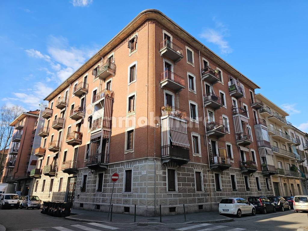Vendita Appartamento Torino. Bilocale in via Modena 49. Buono stato, secondo piano, con balcone ...