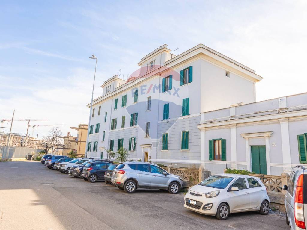 Vendita Appartamento Roma. Trilocale in via Portuense 1443. Buono stato ...