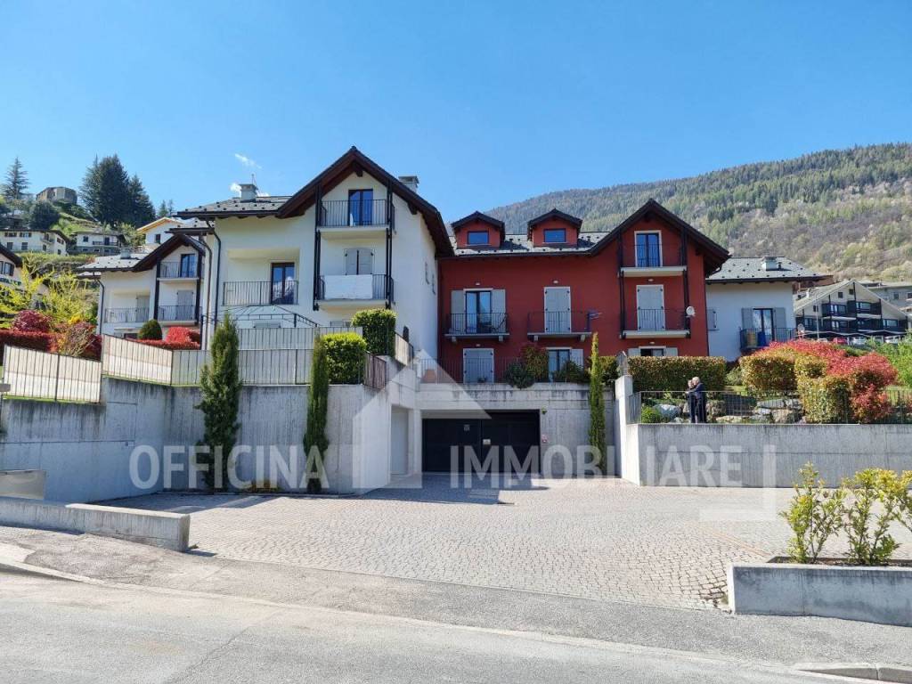 Vendita Appartamento Teglio. Trilocale in via Roma. Nuovo, secondo ...