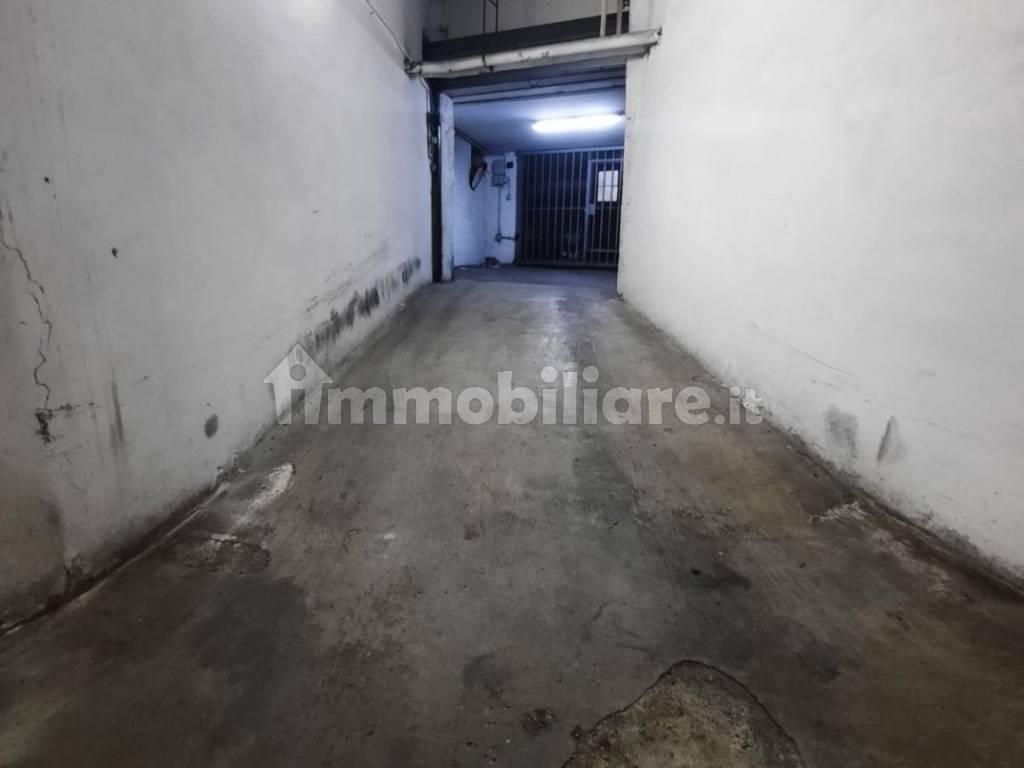 Garage - Box via Spartaco, Napoli, Rif. 119440489 - Immobiliare.it