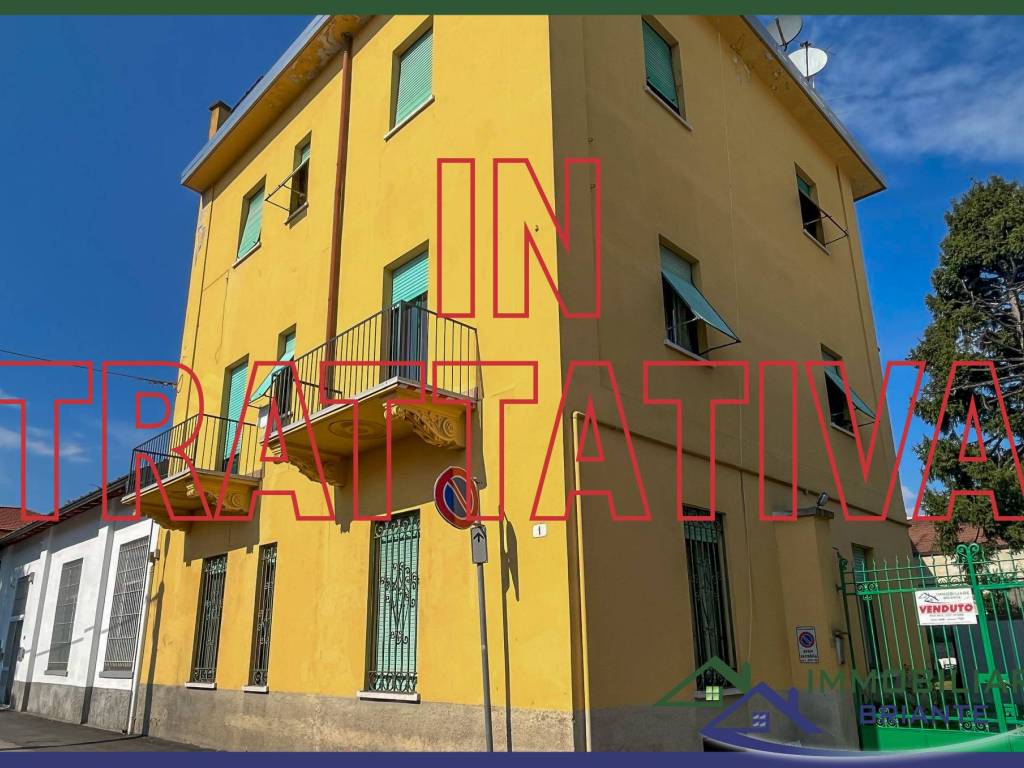 Vendita Appartamento Gallarate. Bilocale in via Francesco Restelli ...