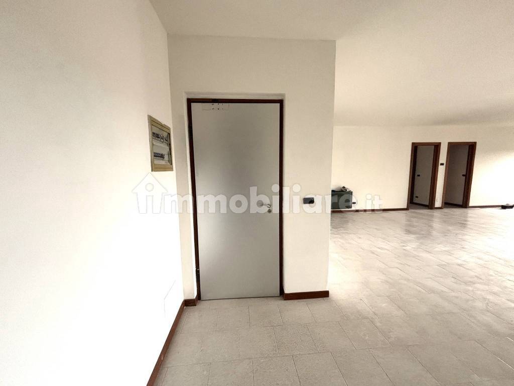 Vendita Appartamento Verona. Quadrilocale in via Raimondo Franchetti 4 ...