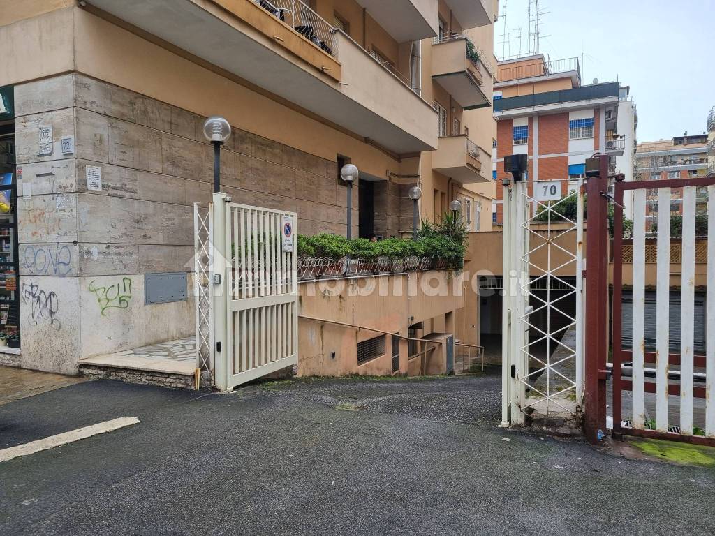 Garage - Box via Marco Valerio Corvo, Roma, Rif. 119312243 - Immobiliare.it