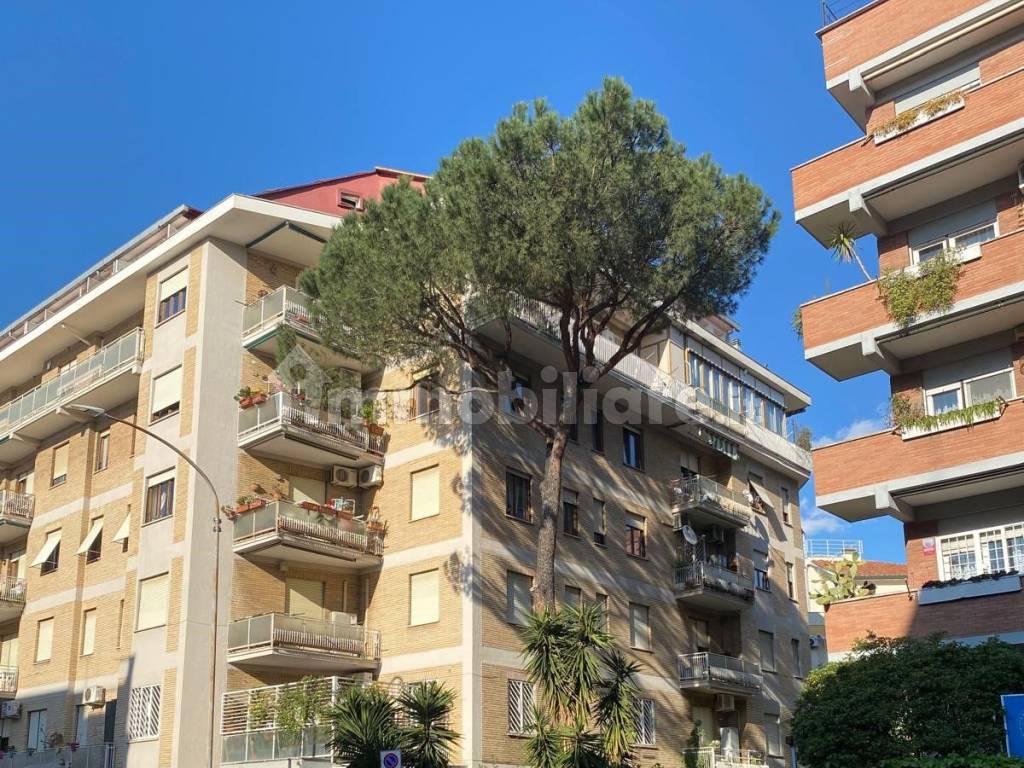 Vendita Appartamento Roma. Quadrilocale in via Carlo Conti Rossini 50 ...