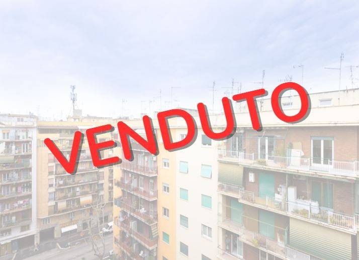 Vendita Appartamento Roma. Bilocale in via Asinari di San Marzano 43. Ottimo stato, settimo ...