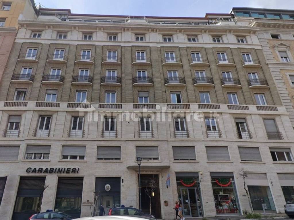 Ufficio - Studio via Barberini 3, Roma, Rif. 119628106 - Immobiliare.it