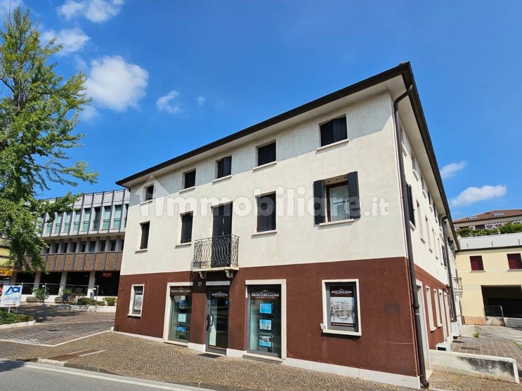 Vendita Attico in via Roma 35 Montebelluna. Nuovo, posto auto, con ...