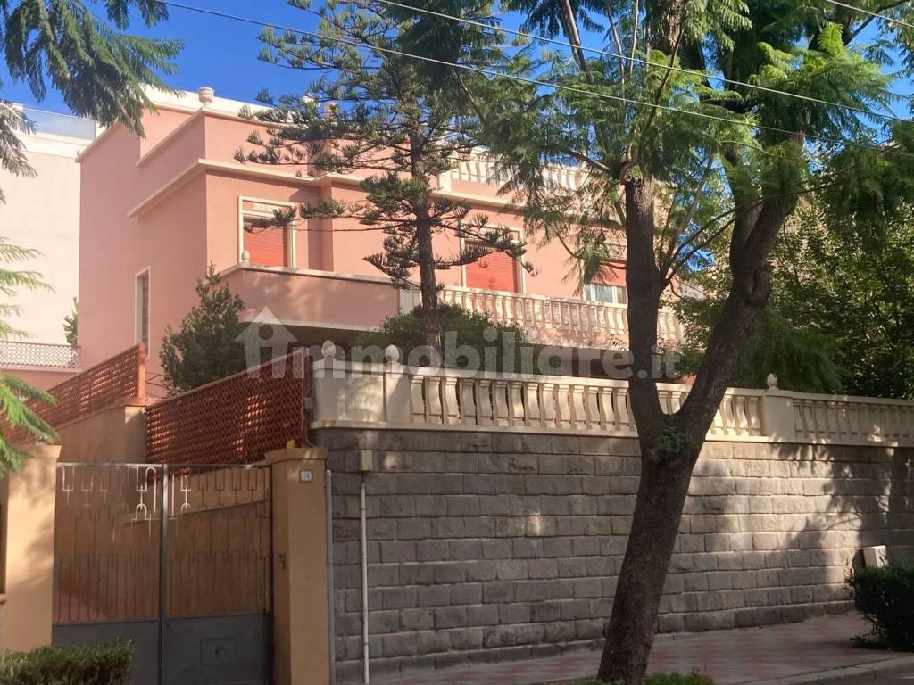 Vendita Villa unifamiliare in via Milano Cagliari. Buono stato ...