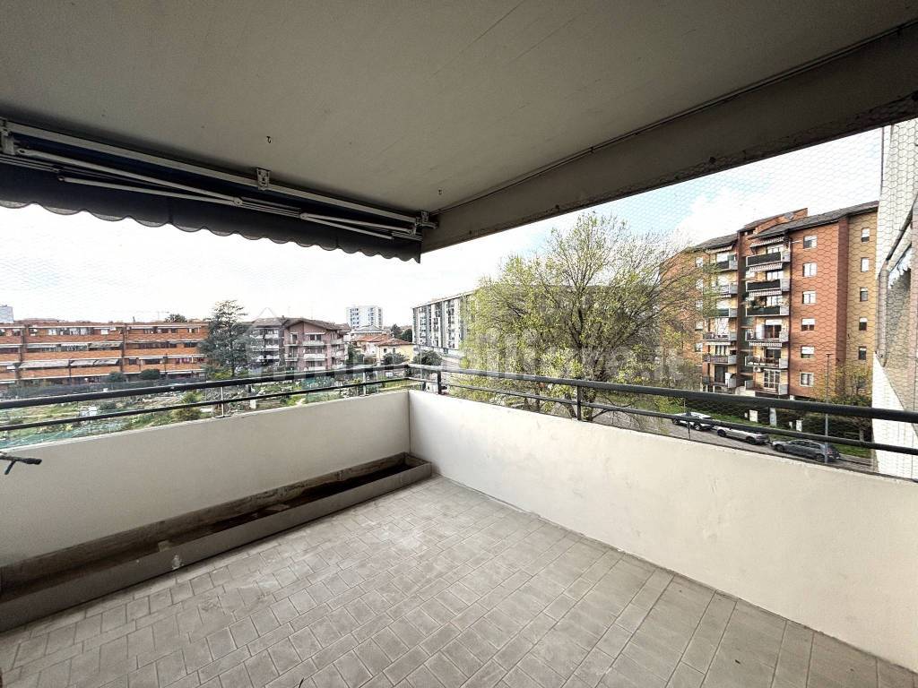 Vendita Appartamento in via Raimondo Franchetti 4. Verona. Buono stato ...