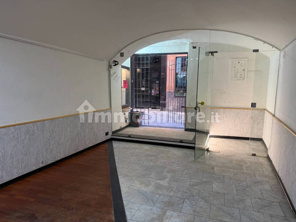 Locale commerciale via Pia 51r, Savona, Rif. 119635090 - Immobiliare.it
