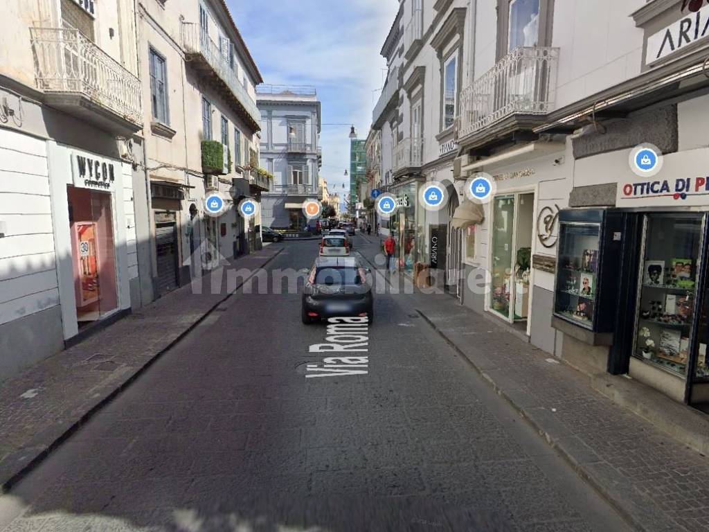 Locale commerciale via Roma, Aversa, Rif. 119665684 - Immobiliare.it