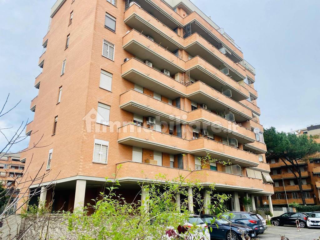 Vendita Appartamento Roma. Bilocale in via Pellaro 27. Da ristrutturare ...