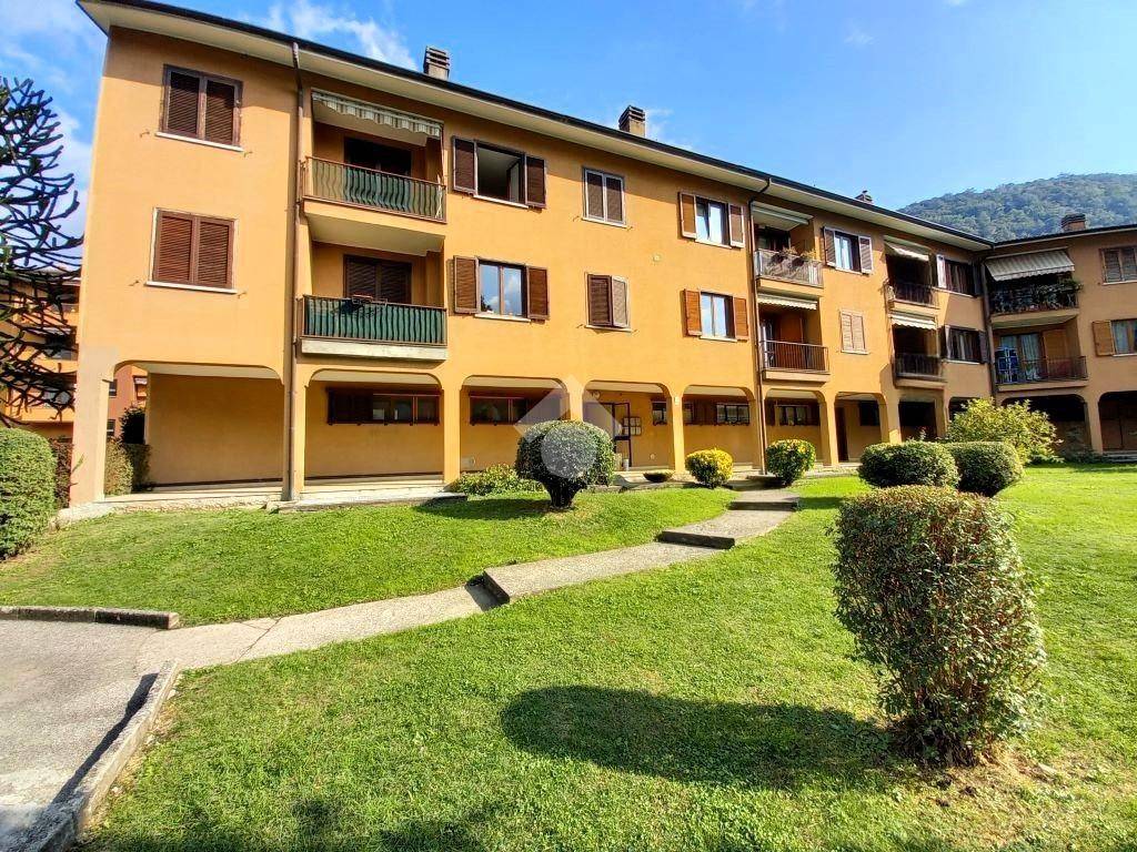 Vendita Appartamento Canzo. Trilocale in via plinio il vecchio 13 ...